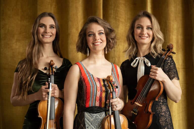 The Quebe Sisters - Natalie's Grandview